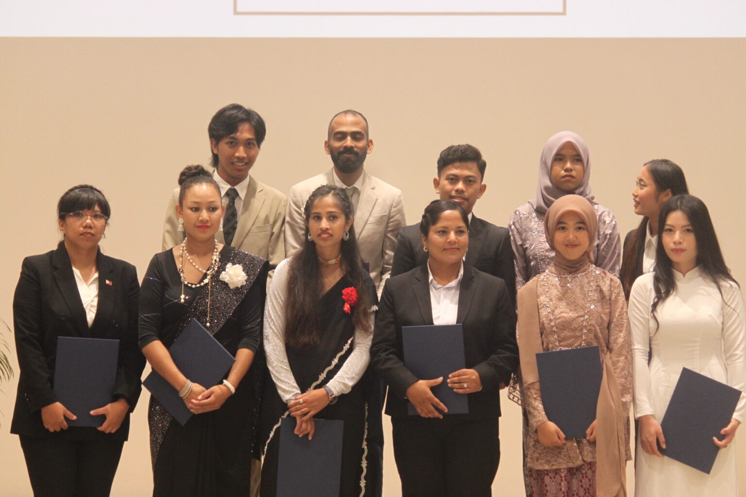 The graduation ceremony was held. – Shizuoka International Language School